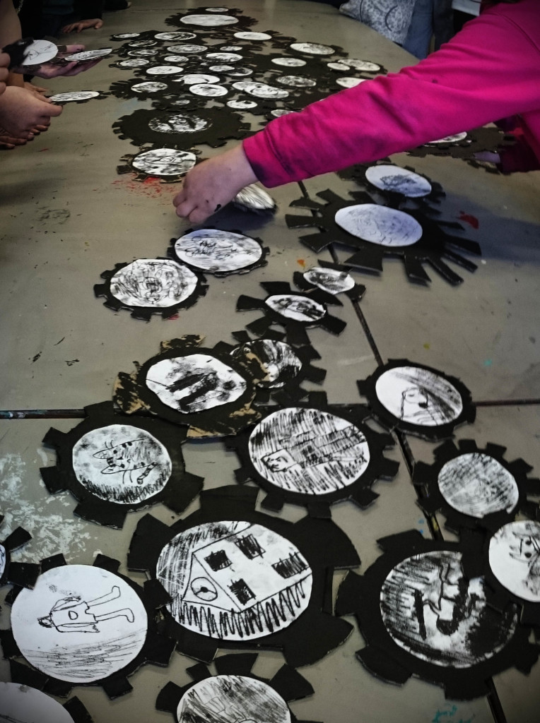 Yr 6 Group explores 'Clockwork' by Philip Pullman - The Children's Art ...